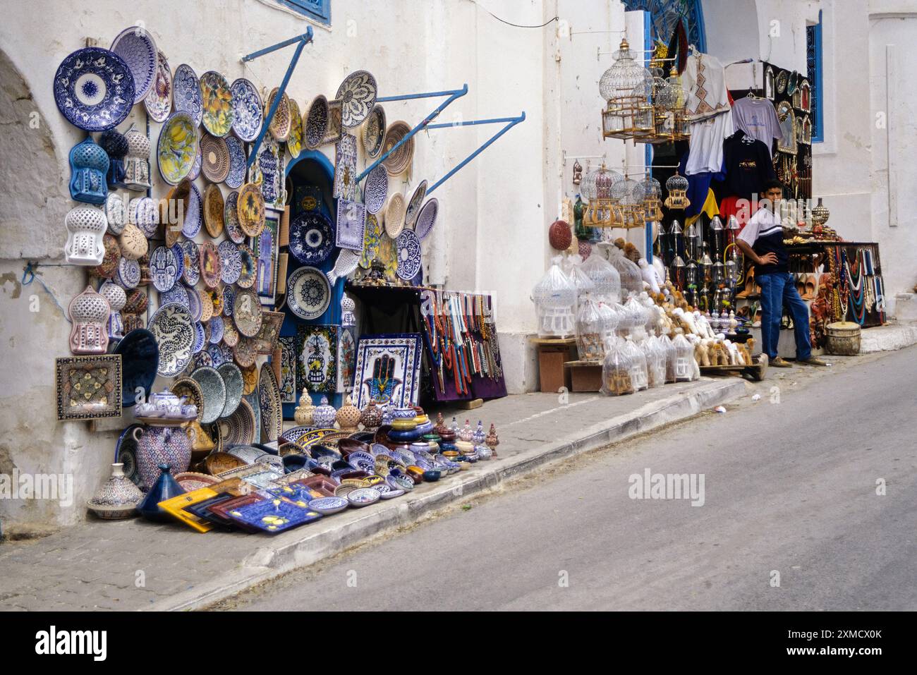Nabeul pottery nabeul tunisia hi-res stock photography and images - Alamy