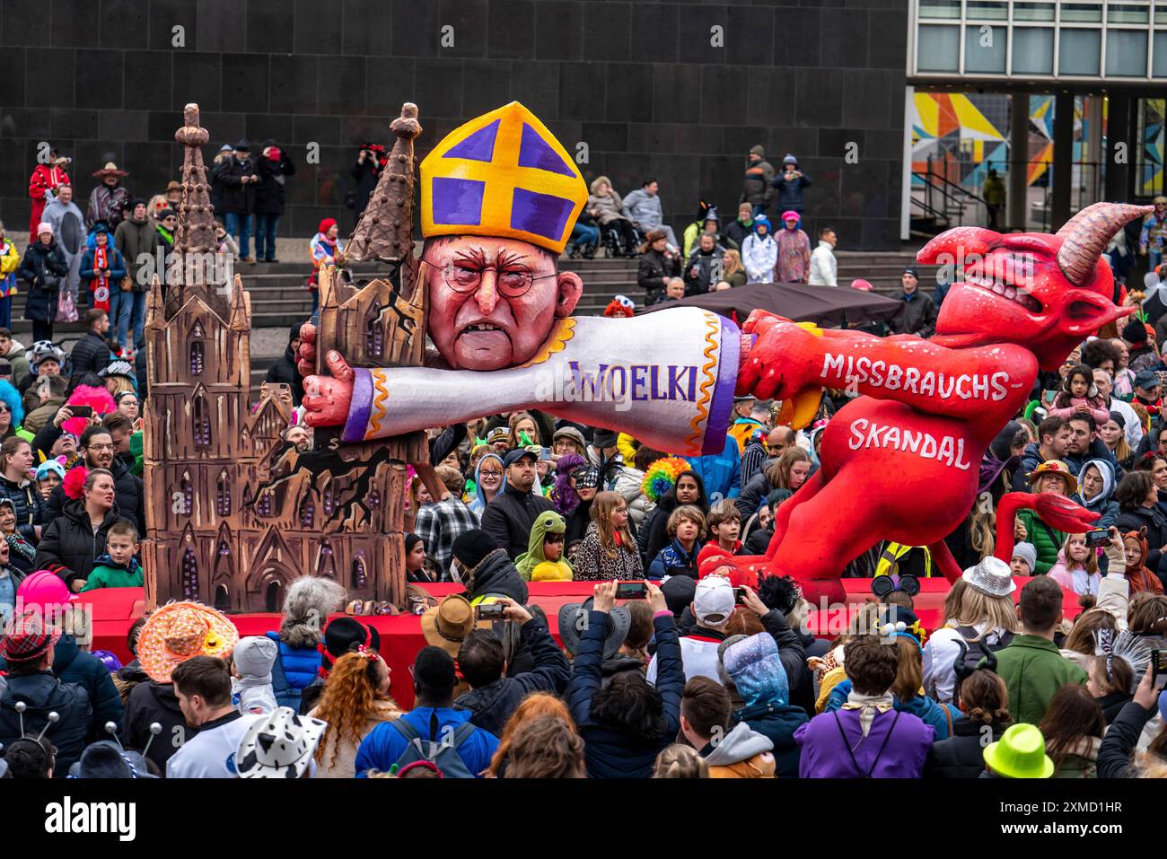 Rose Monday parade in Duesseldorf, street carnival, carnival floats by ...