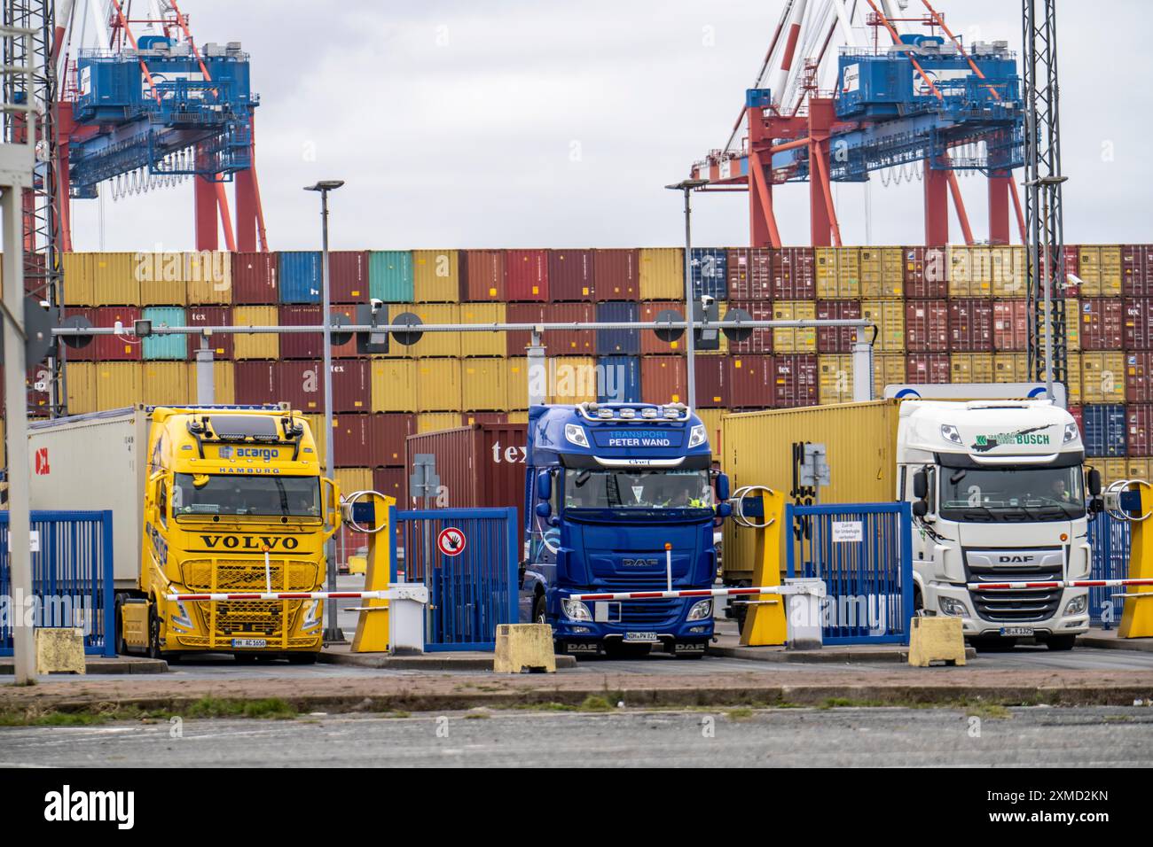 Entry and exit for container lorries, to the MSC container terminal in ...