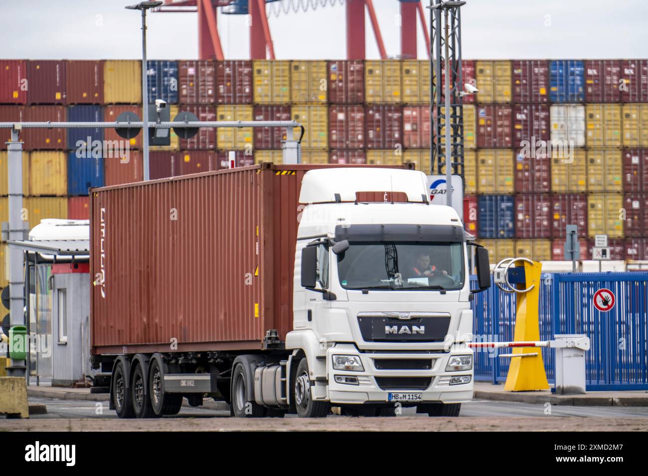 Entry and exit for container lorries, to the MSC container terminal in ...