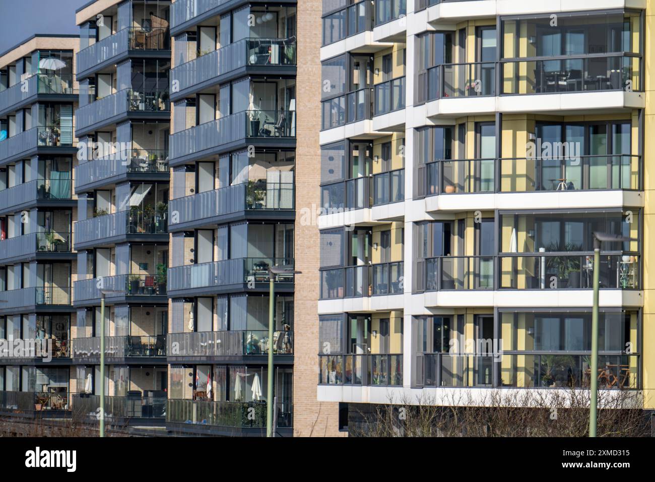 New residential buildings, flats between Viertal Neuer Hafen, on ...