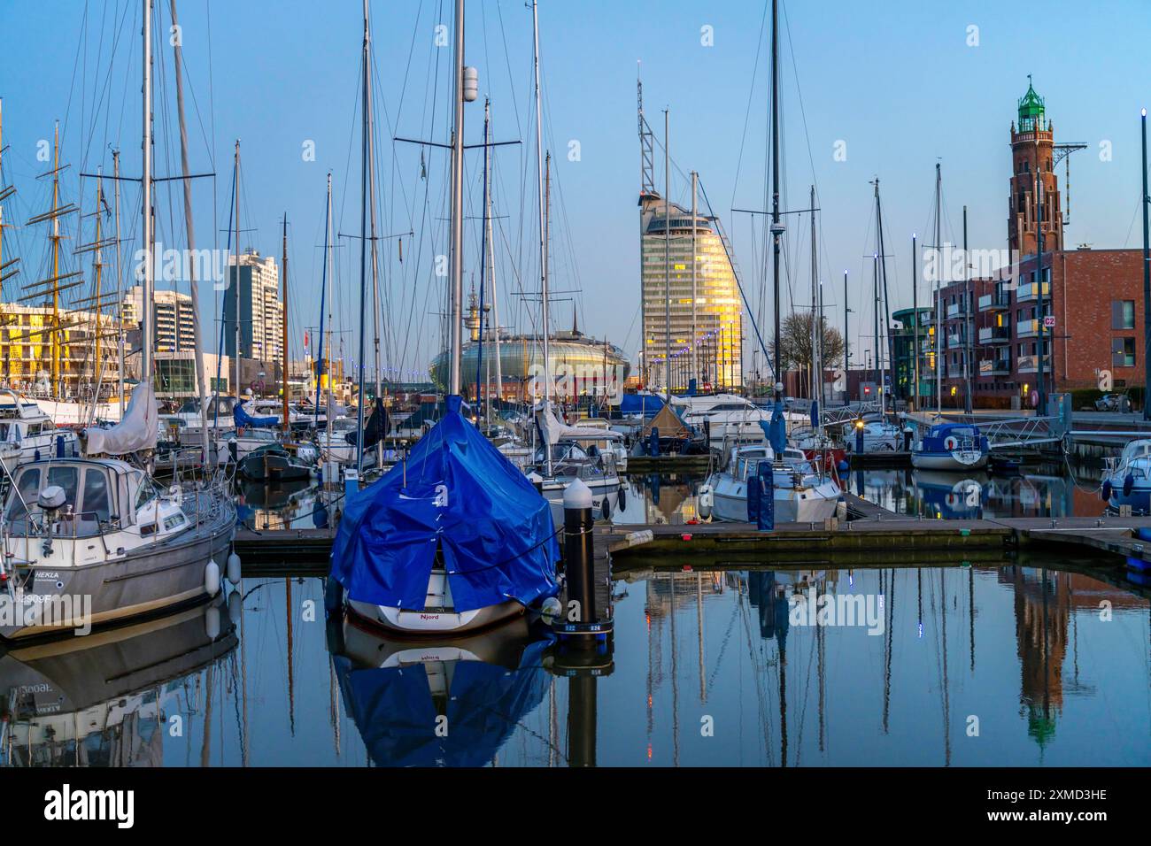 New harbour, harbour basin, harbour district, residential buildings ...