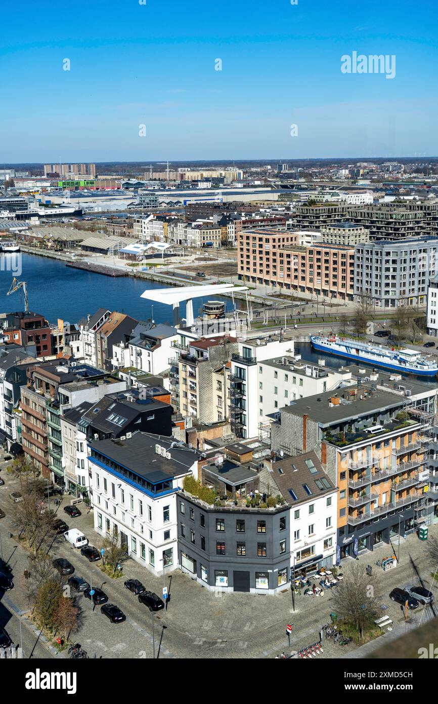 Kattendijkdok, harbour basin, with Lodenbrug bridge, high-rise ...