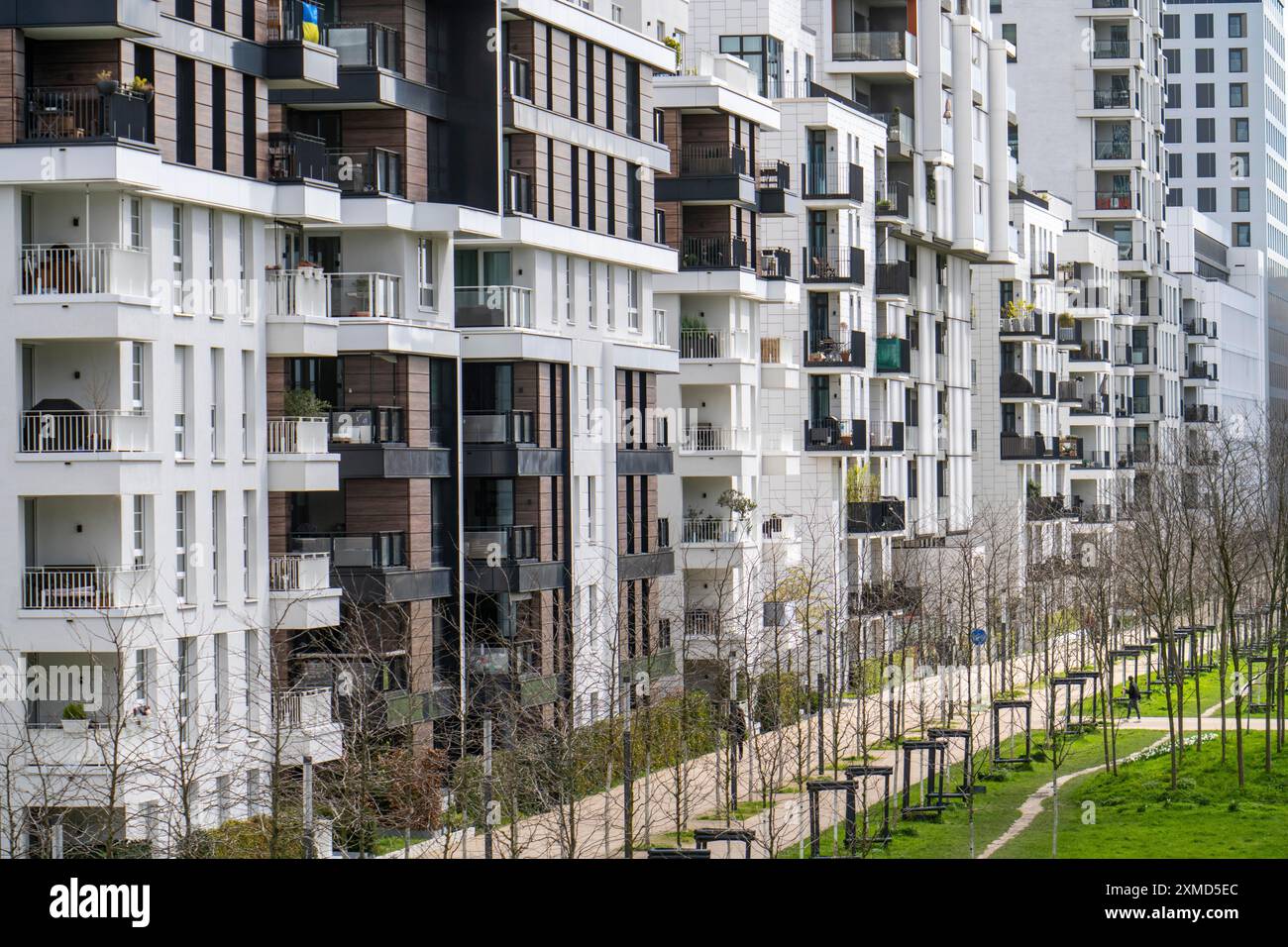 Modern residential neighbourhood along Toulouser Allee, high-rise ...