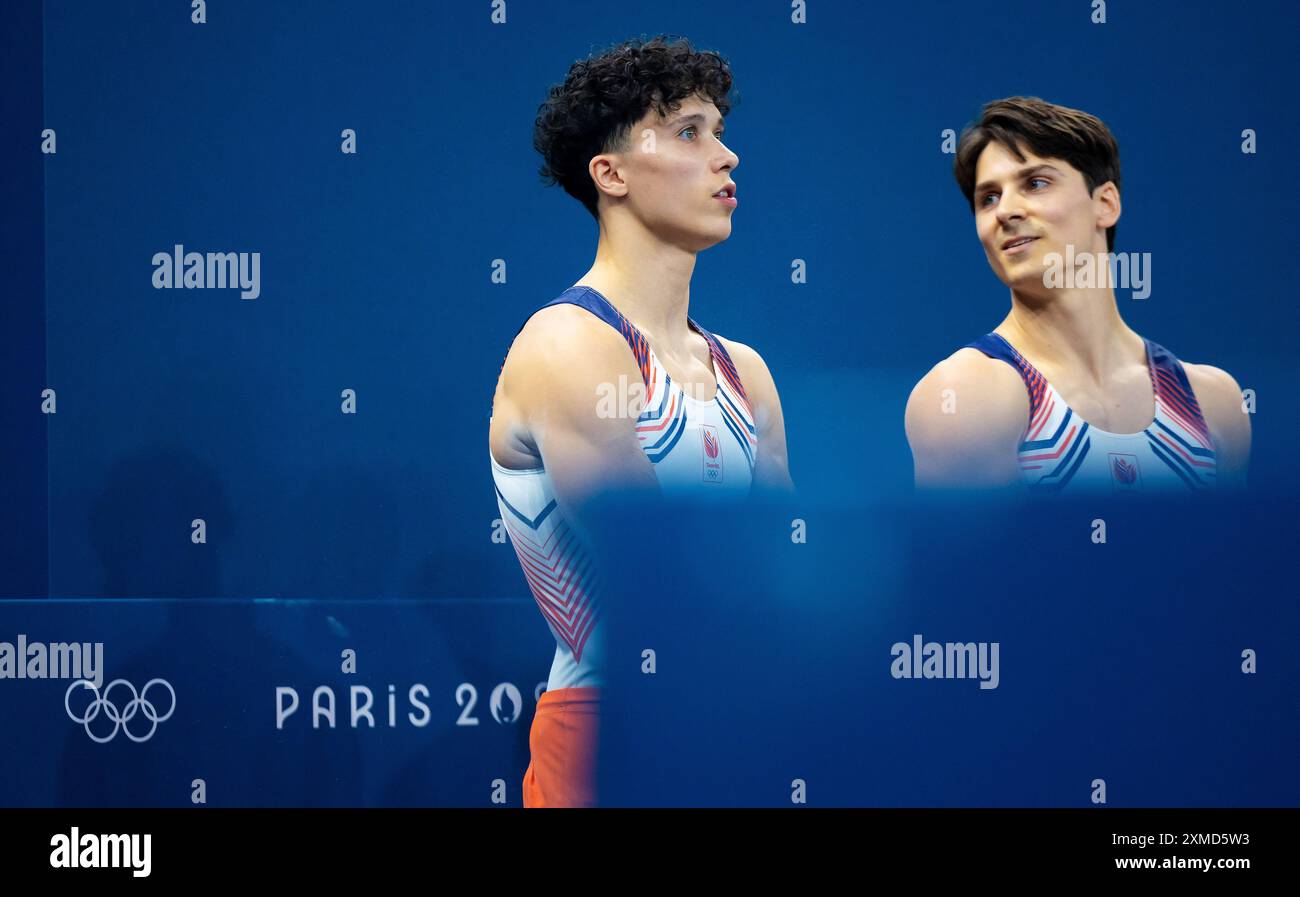 PARIS - Jermain Gruenberg (l) and Frank Rijken in action during the ...