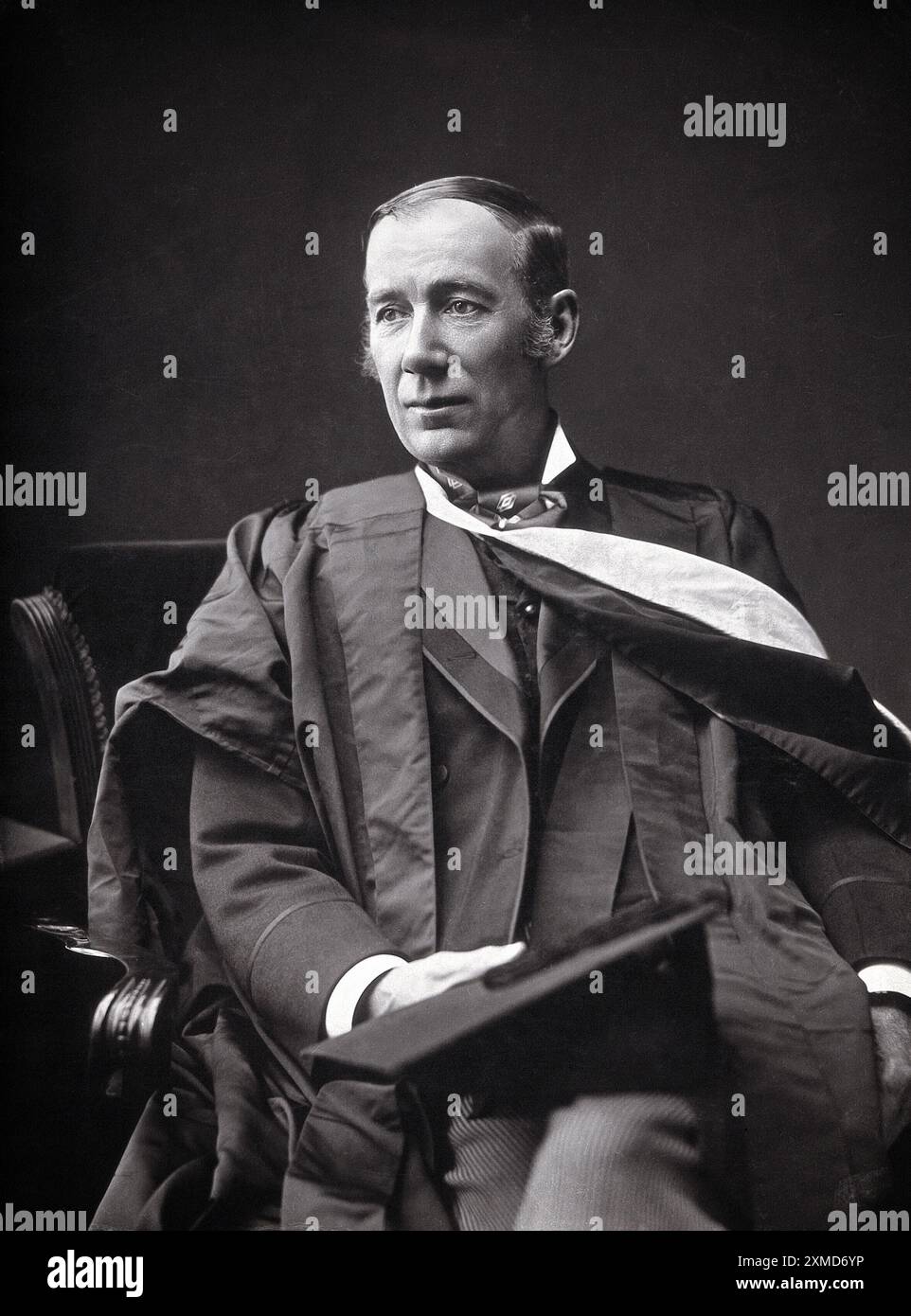 University professor regalia hi-res stock photography and images - Alamy