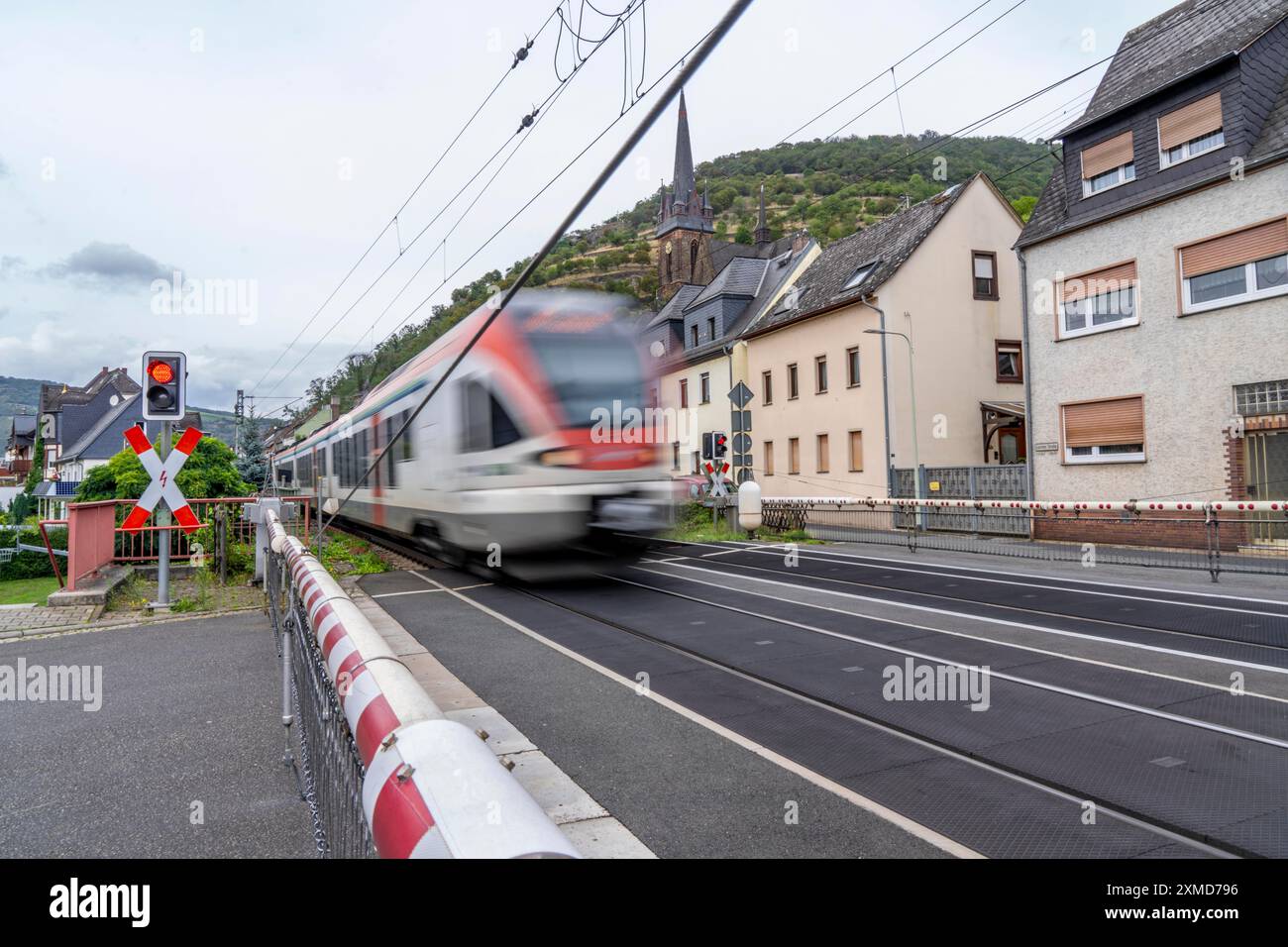 Upper Middle Rhine Valley, railway line on the right bank of the Rhine ...