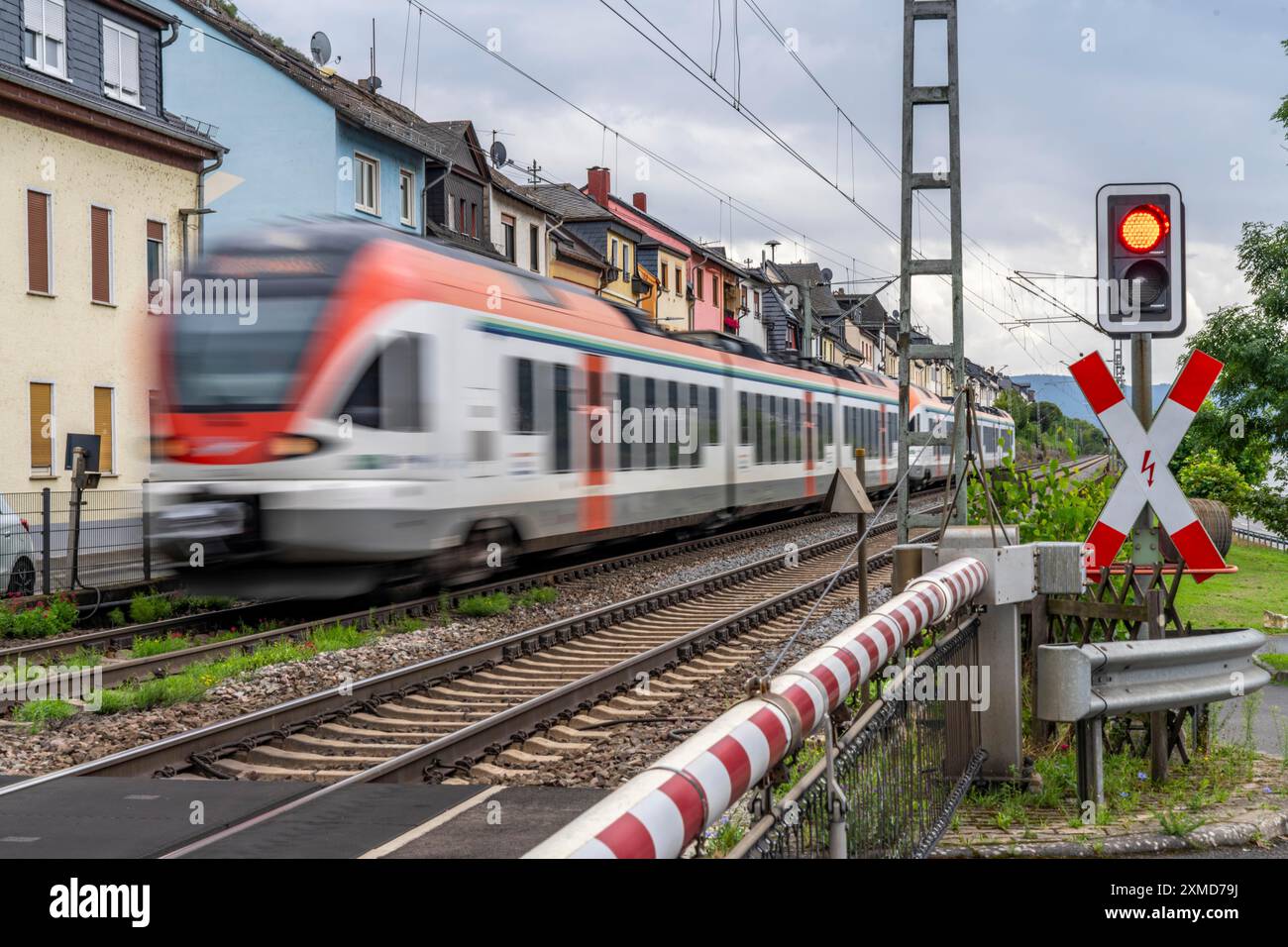 Upper Middle Rhine Valley, railway line on the right bank of the Rhine ...