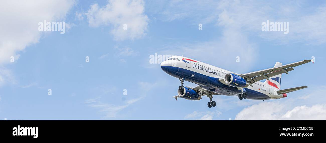 British Airways plane landing at Heathrow international airport. LONDON ...