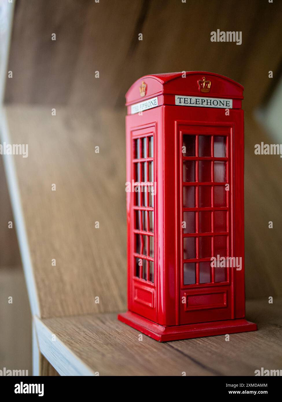 Red telephone booth stands hi-res stock photography and images - Alamy