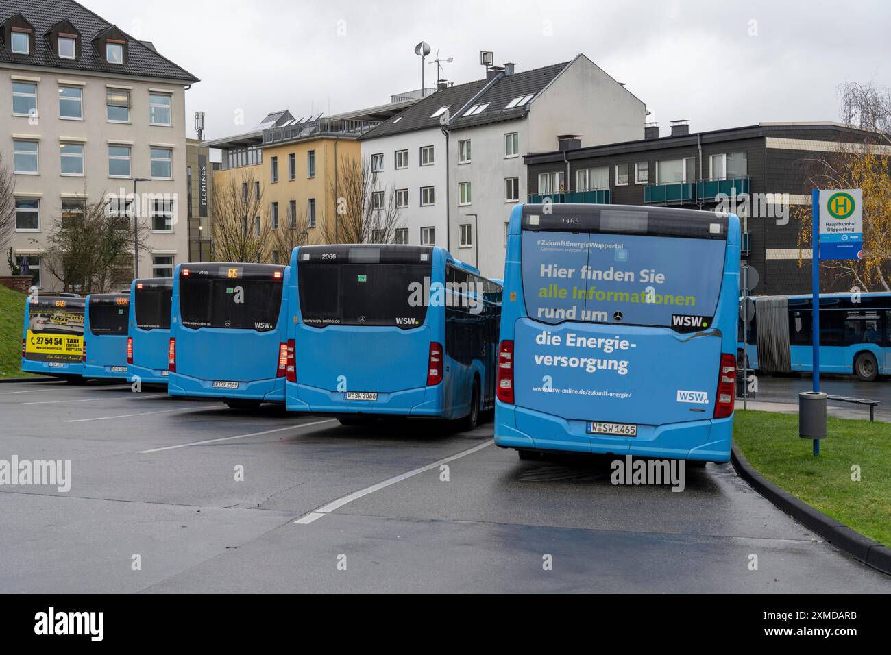 Commuter break hi-res stock photography and images - Alamy