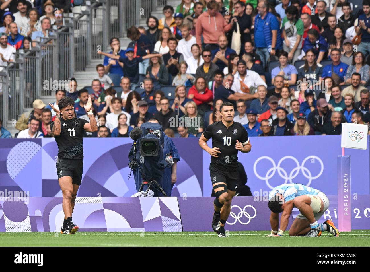 Julie cooke hi-res stock photography and images - Alamy