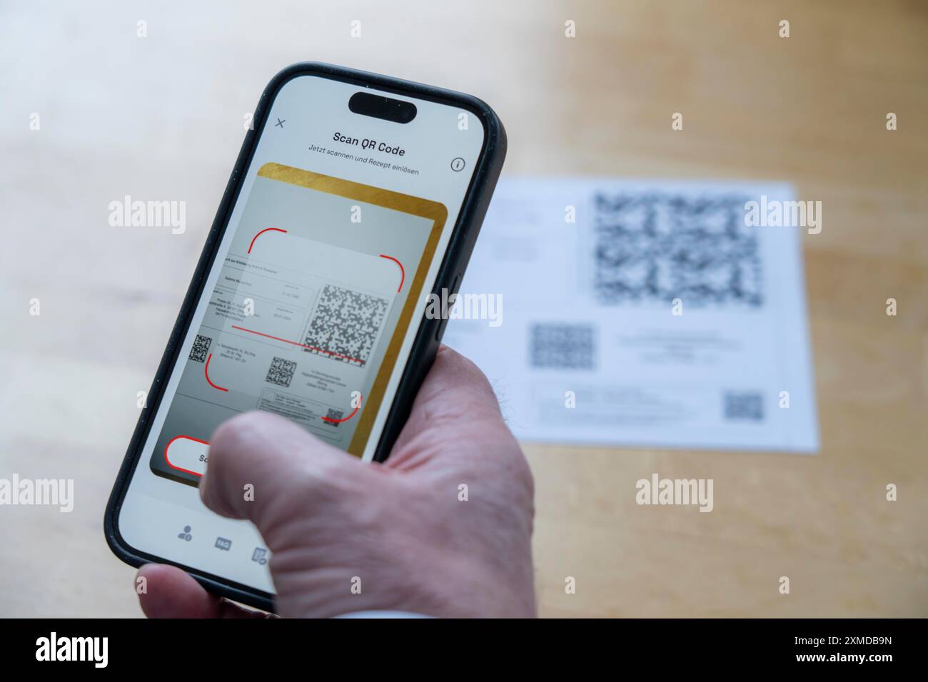 Qr code attack hi-res stock photography and images - Alamy