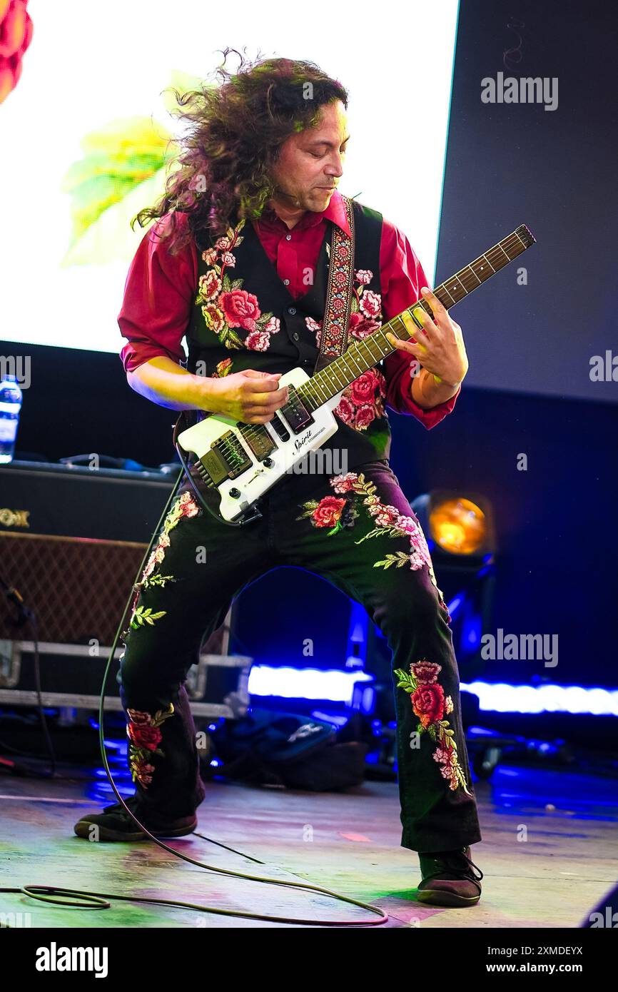 Deerhoof hi-res stock photography and images - Alamy