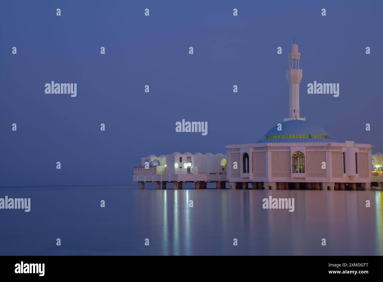 Night View of Al Rahmah Mosque (Floating Mosque) in Jeddah Stock Photo ...