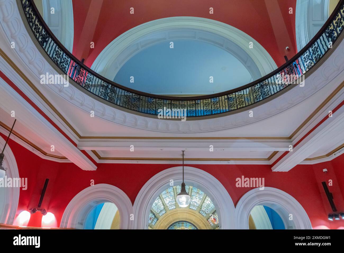 The Queen Elizabeth building shopping center architecture in Sydney ...