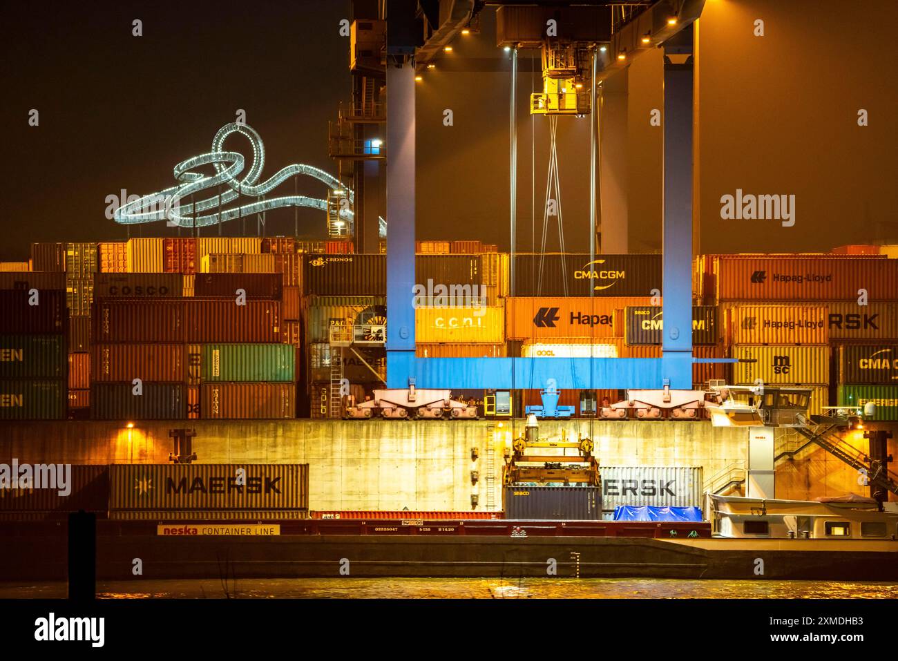 Container Handling Centre, Gateway West Terminal, Logport 2, cargo ship ...
