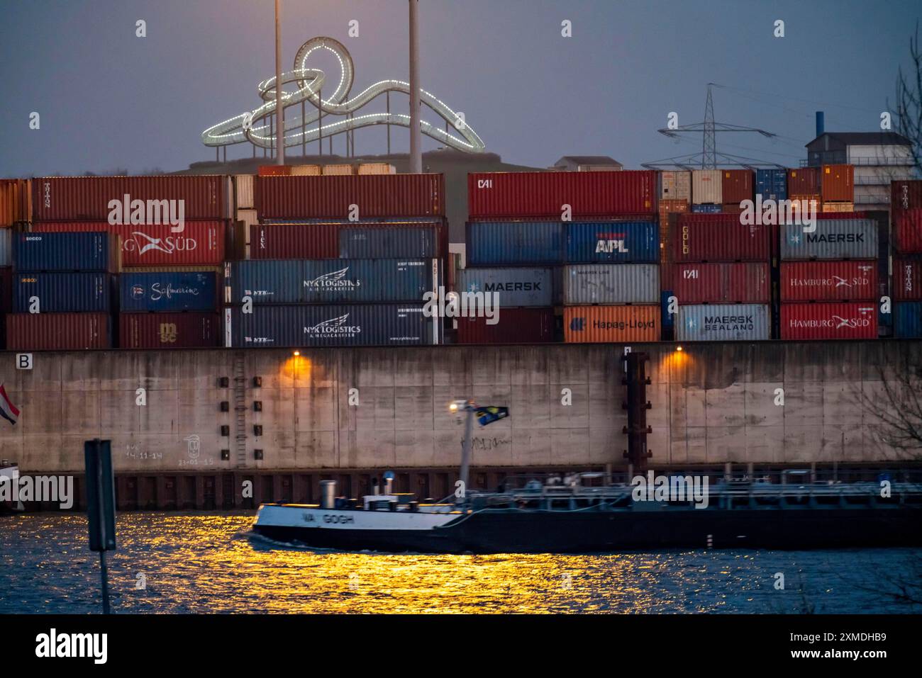Container Handling Centre, Gateway West Terminal, Logport 2, cargo ship ...