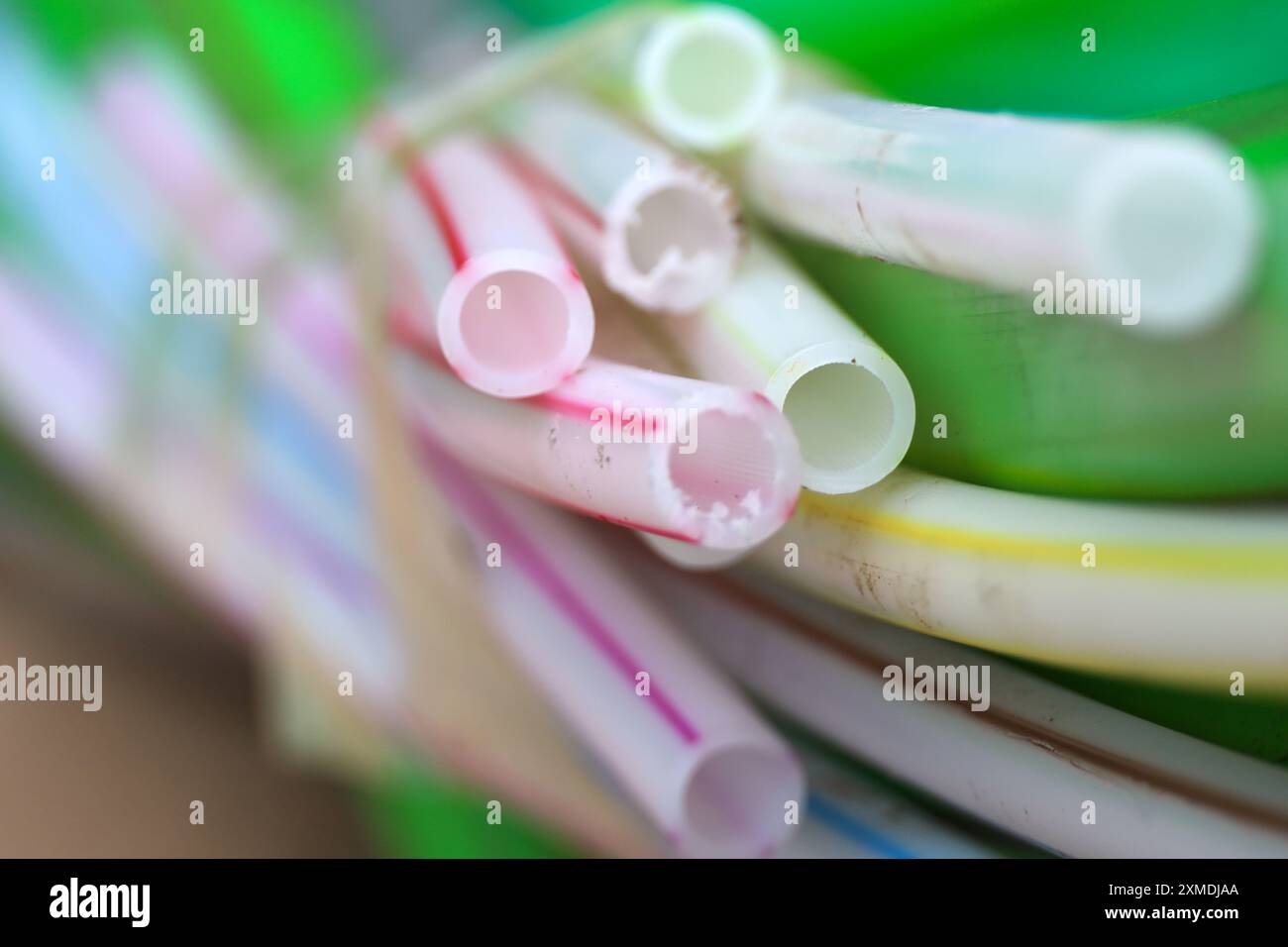 glass fiber cables and hoses for faster internet in the Netherlands by ...