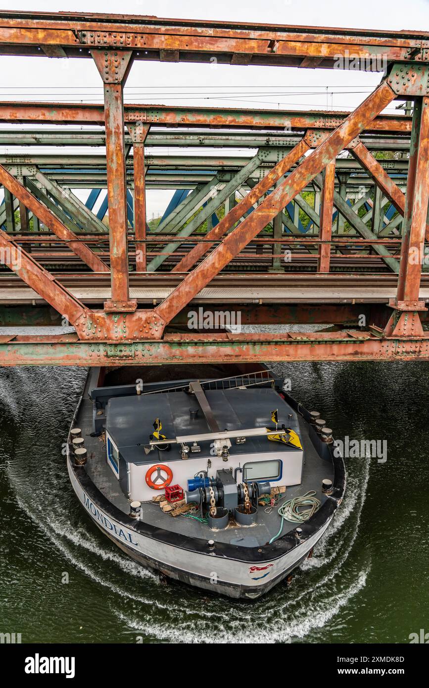 Railway bridges over the Rhine-Herne Canal near Oberhausen, for ...