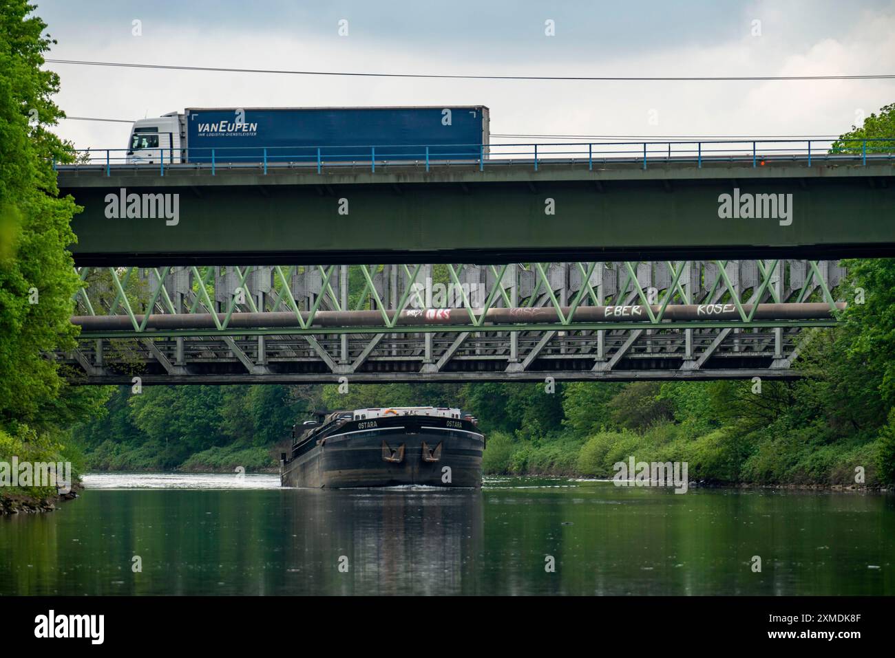A43 motorway bridge, built in 1965, over the Rhine-Herne Canal, the ...