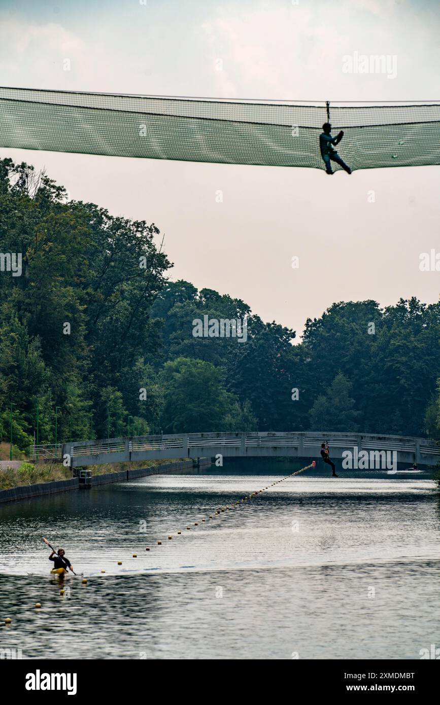 Tree 2 Tree, climbing garden, high ropes course in the Wedau sports ...