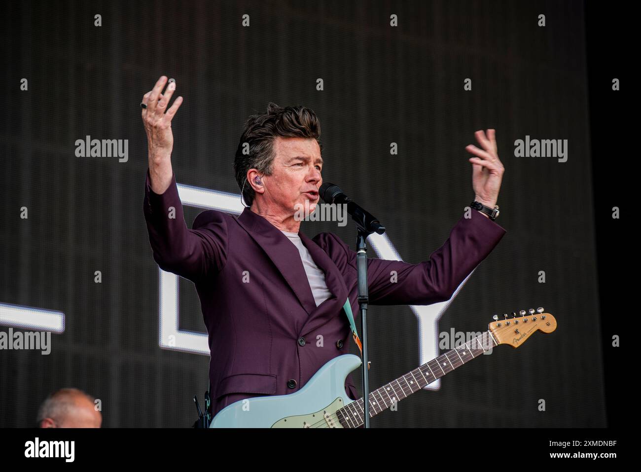 Rick astley hi-res stock photography and images - Alamy