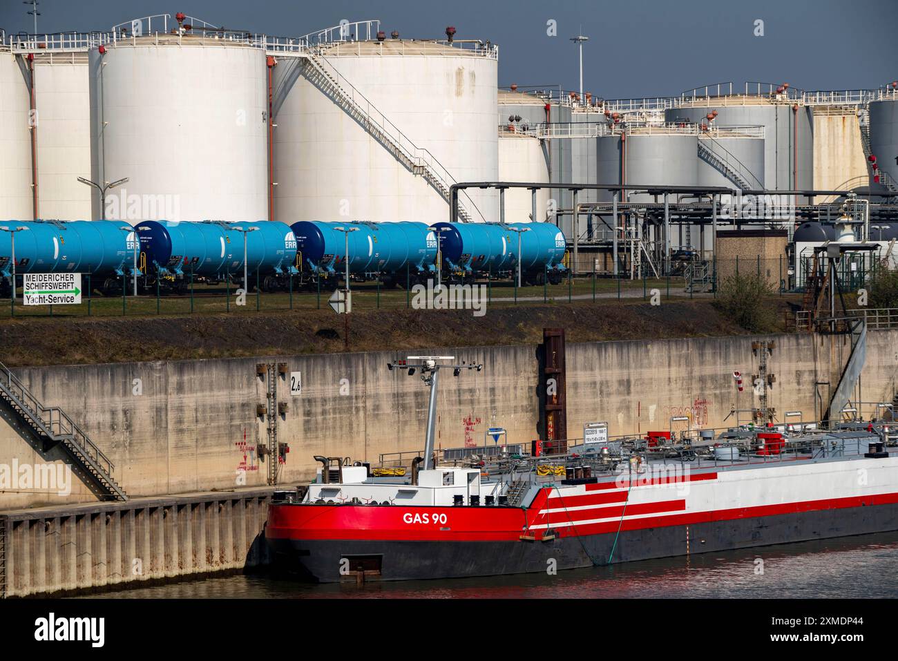 Duisport, Ruhrort harbour, oil island, TanQuid tank farm, for mineral ...