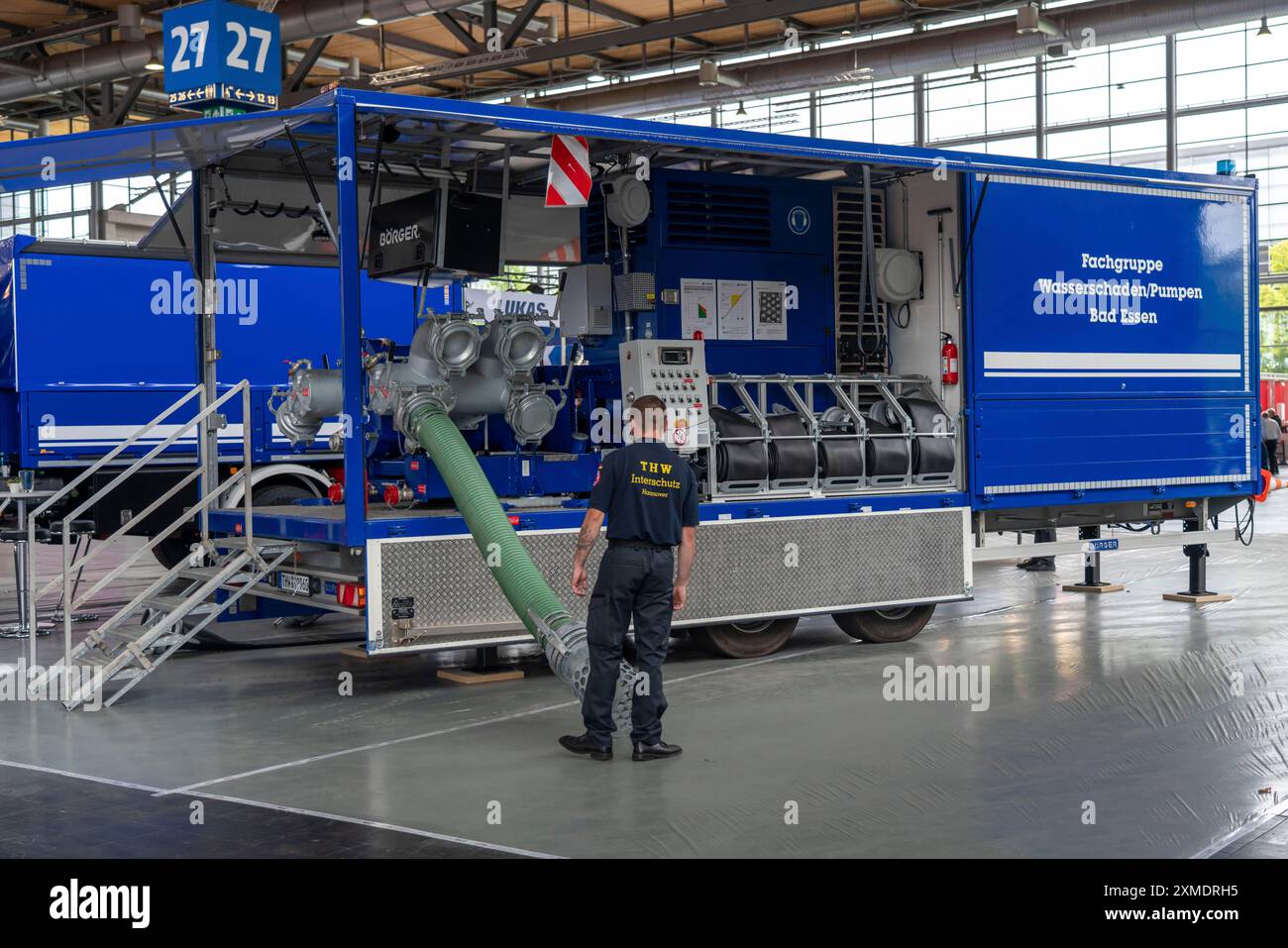 Large water pump hi-res stock photography and images - Alamy