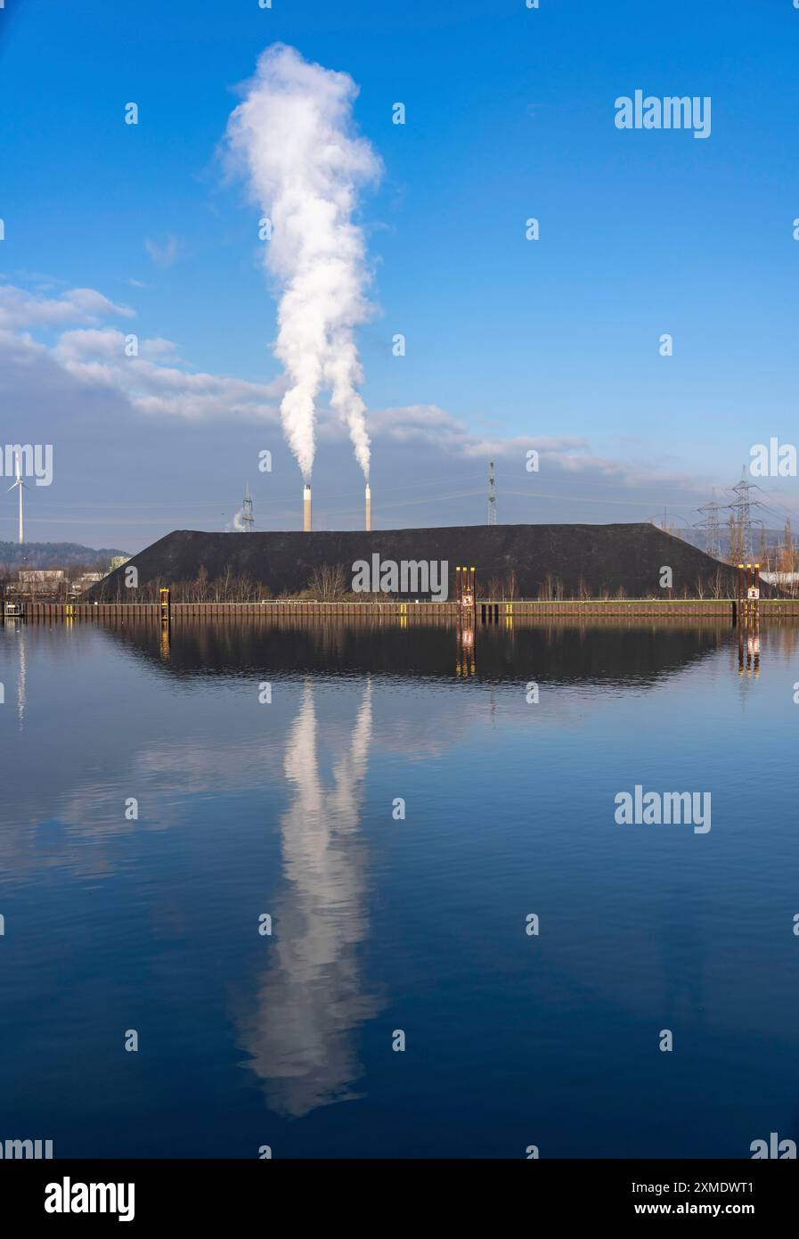 Coal stockpile, coal store, steam coal, for the STEAG Herne thermal ...