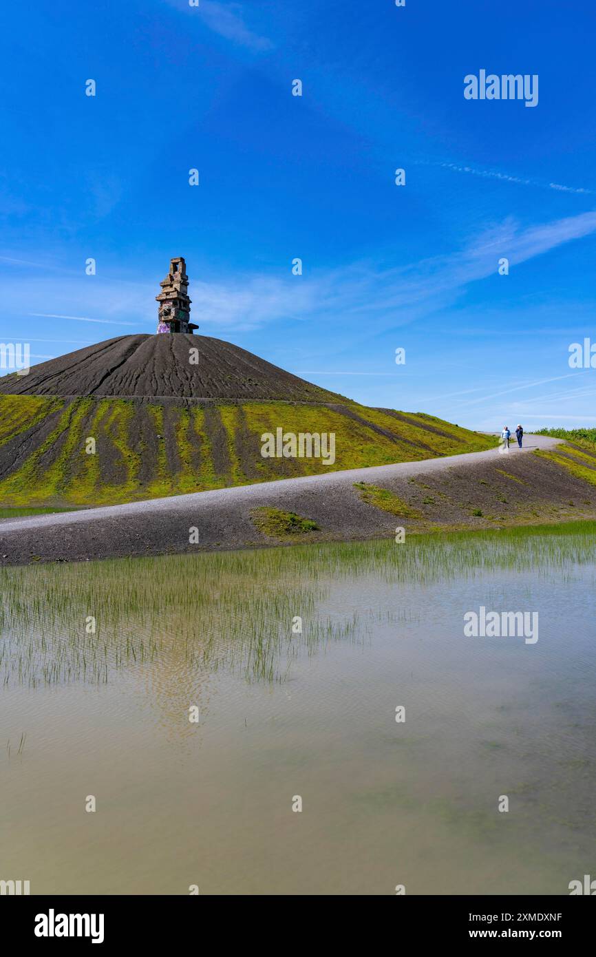 Rheinelbe spoil tip in Gelsenkirchen, 100 metre high spoil tip ...