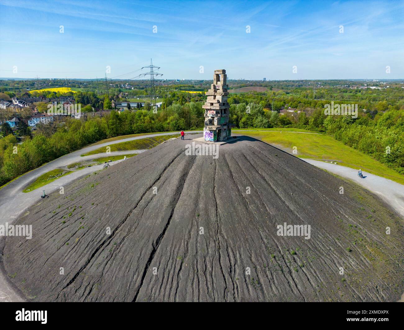 Rheinelbe spoil tip in Gelsenkirchen, 100 metre high spoil tip ...