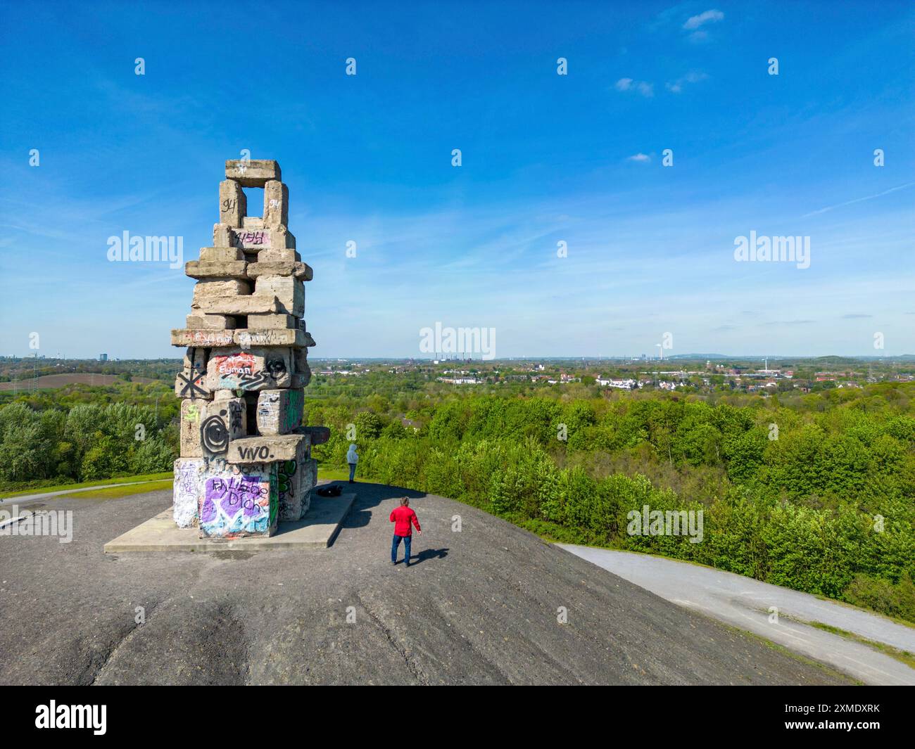 Rheinelbe spoil tip in Gelsenkirchen, 100 metre high spoil tip ...