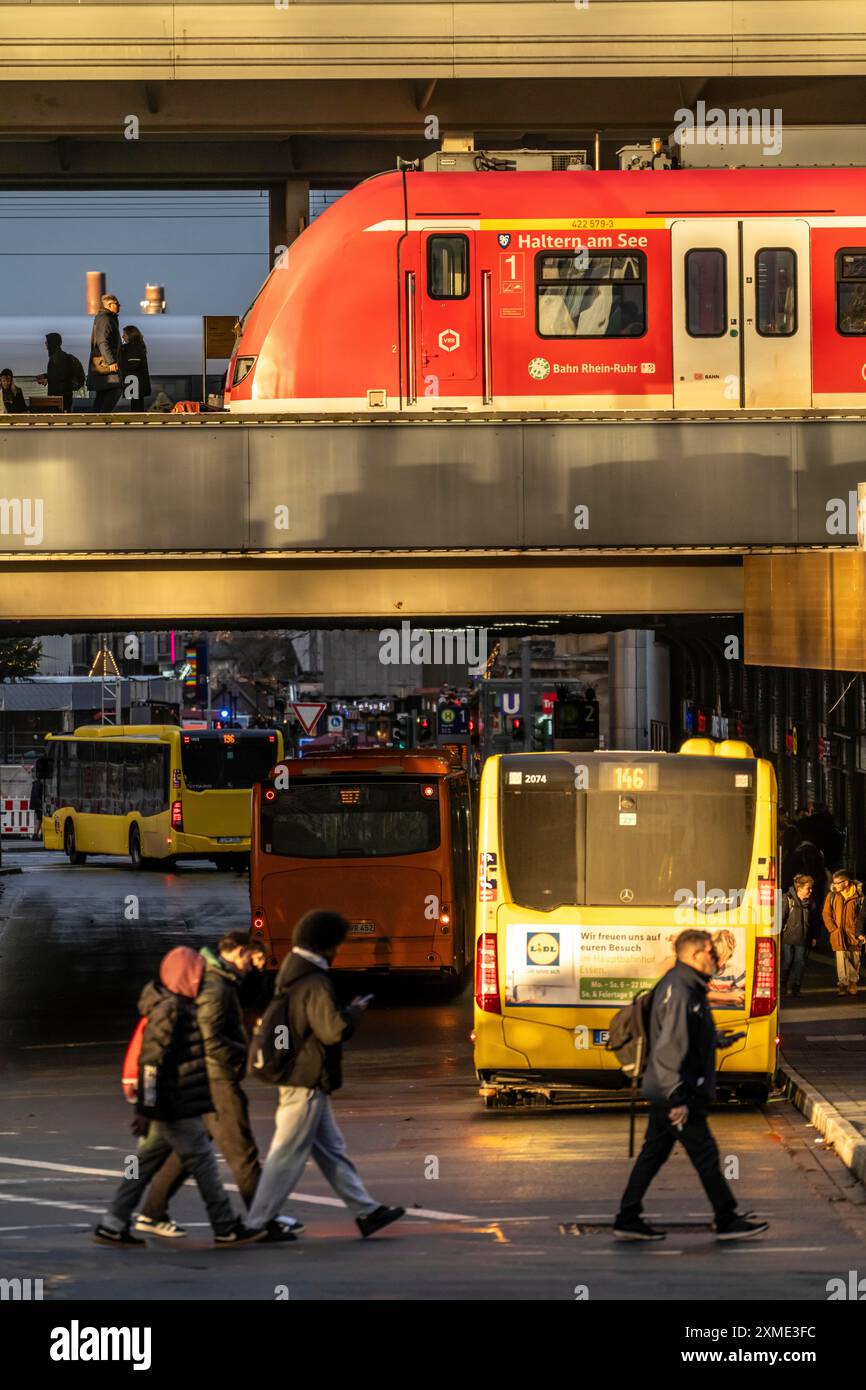 Central station in the city centre of Essen, dense traffic, local train ...