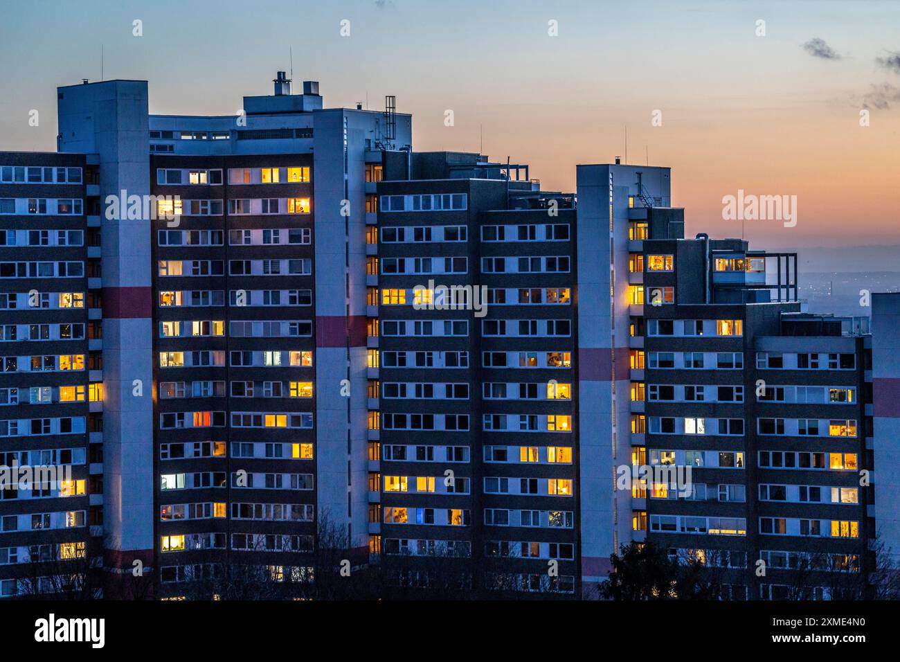 18 storey residential block hi-res stock photography and images - Alamy