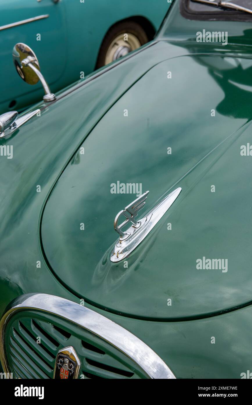 vintage austin a35 bonnet and hood release badge Stock Photo - Alamy