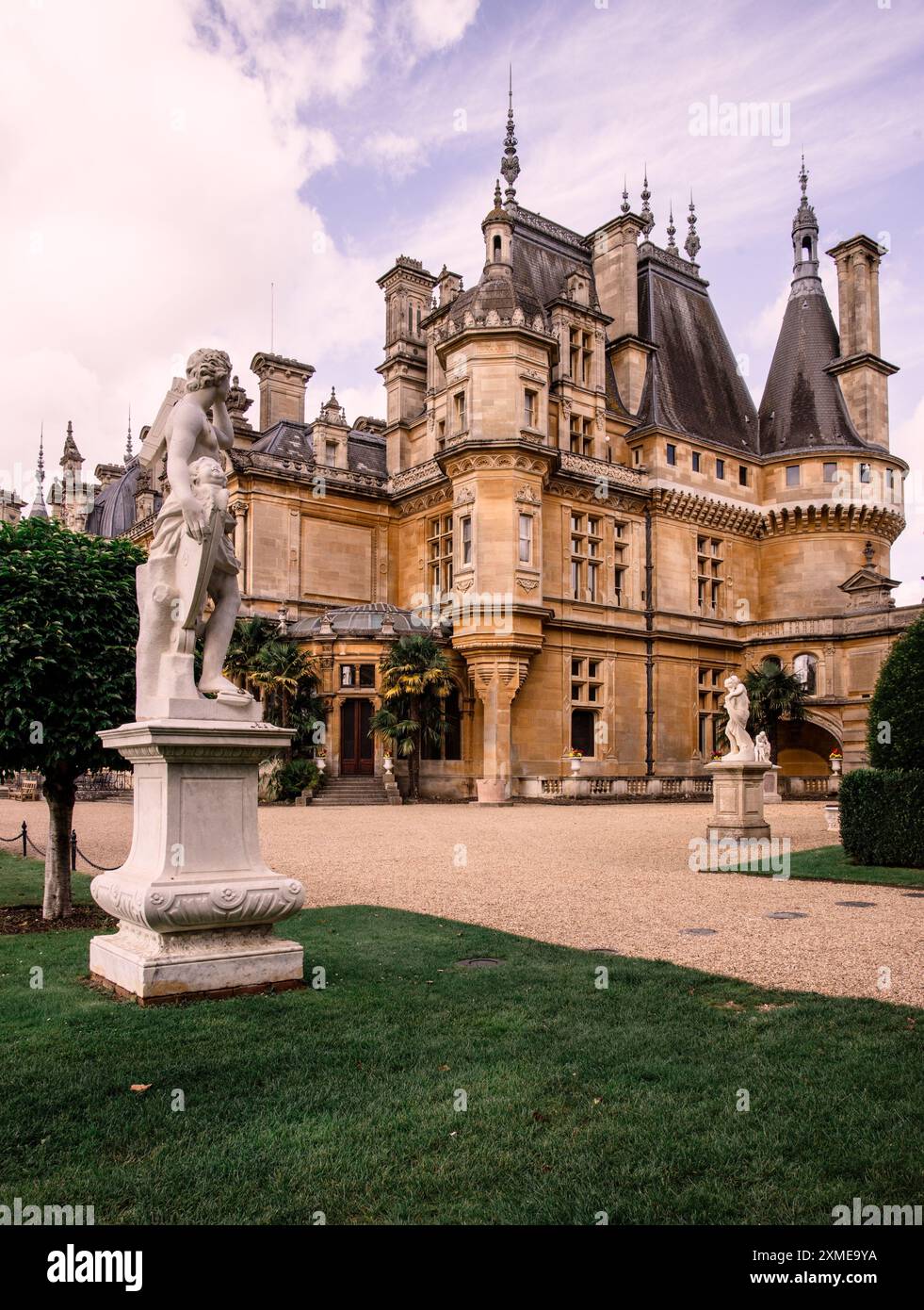 Botanical garden manor house hi-res stock photography and images - Alamy