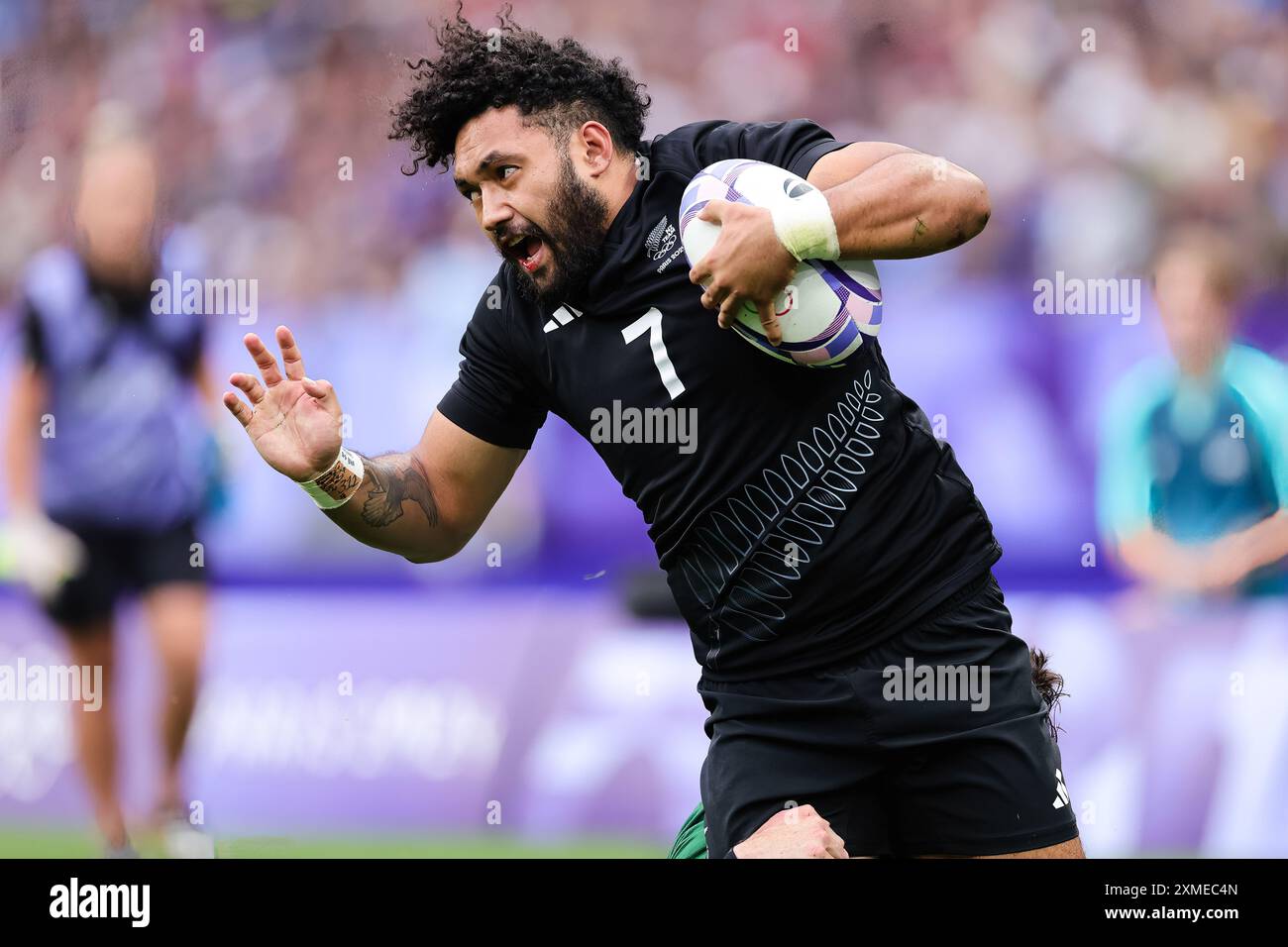 Paris, France, 27 July, 2024. Fehi Fineanganofo (7) of Team New Zealand ...