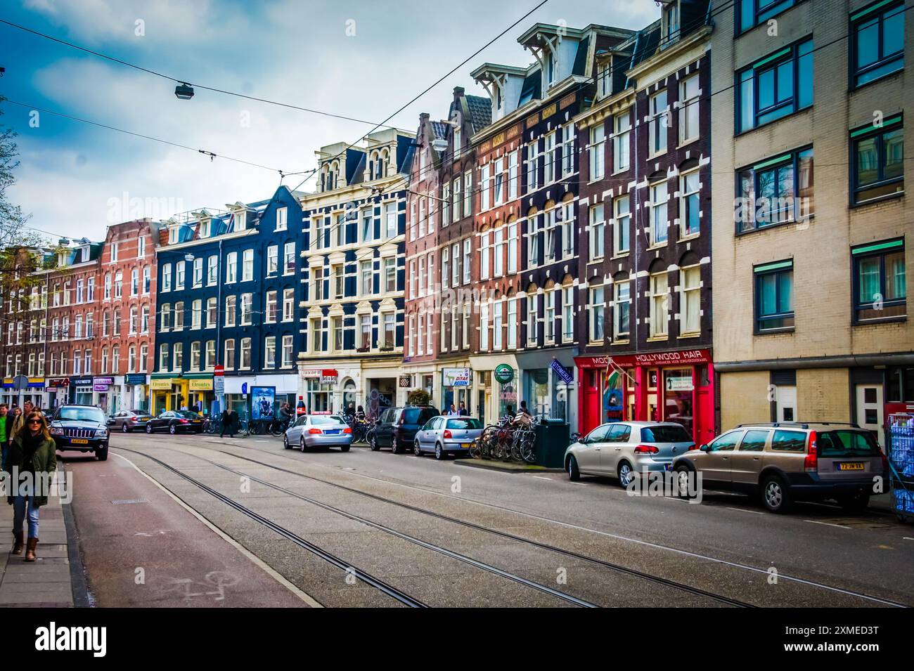 Urban streetscape scene hi-res stock photography and images - Alamy