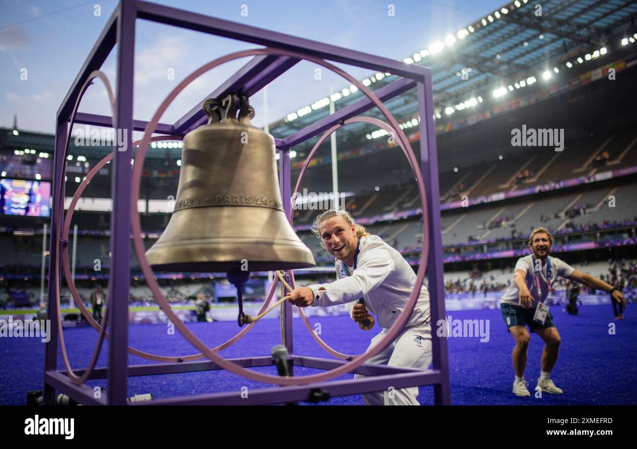 Paris, France. 27th Jul 2024. Final jubilation: Stephen Parez Edo ...