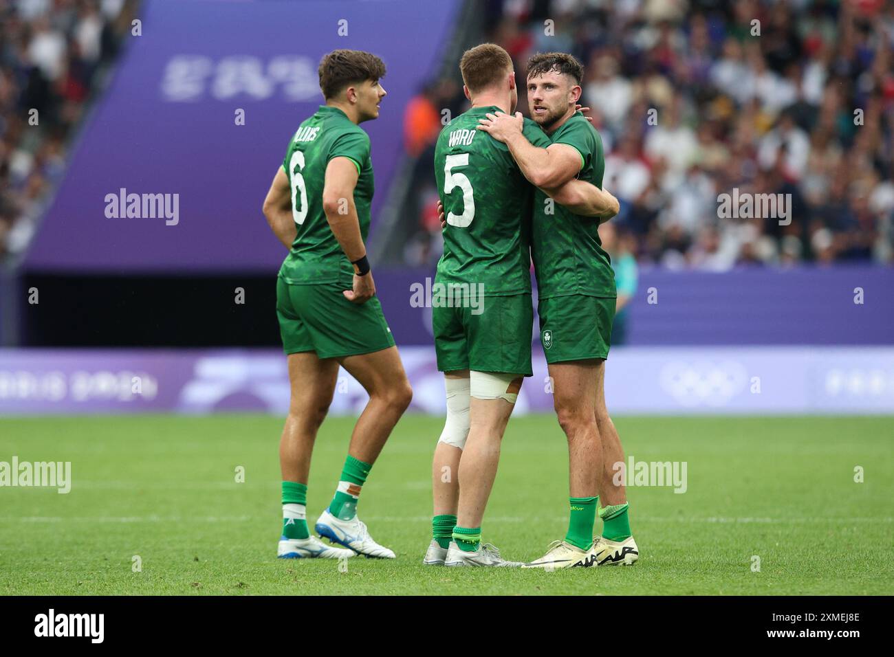 PARIS, FRANCE. 27th July, 2024. Zac Ward of Ireland is consoled by team ...