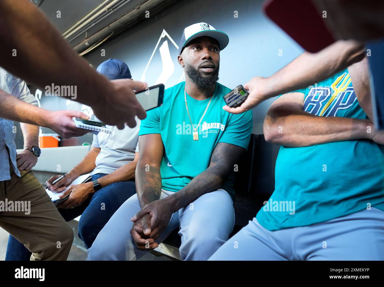 Seattle Mariners outfielder Randy Arozarena talks with reporters before ...