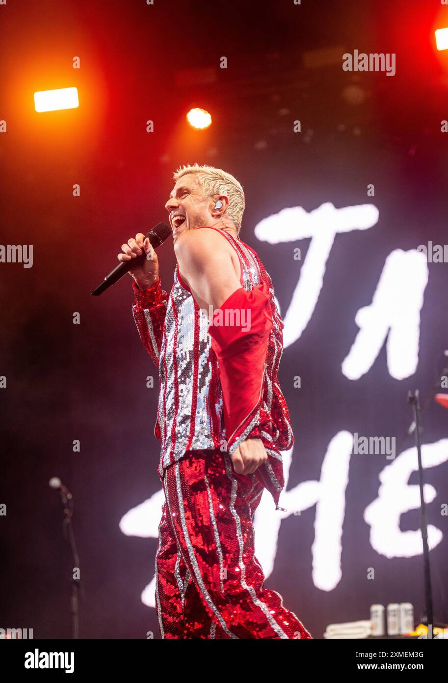 Jake Shears former frontman of Scissor Sisters performing his solo live ...