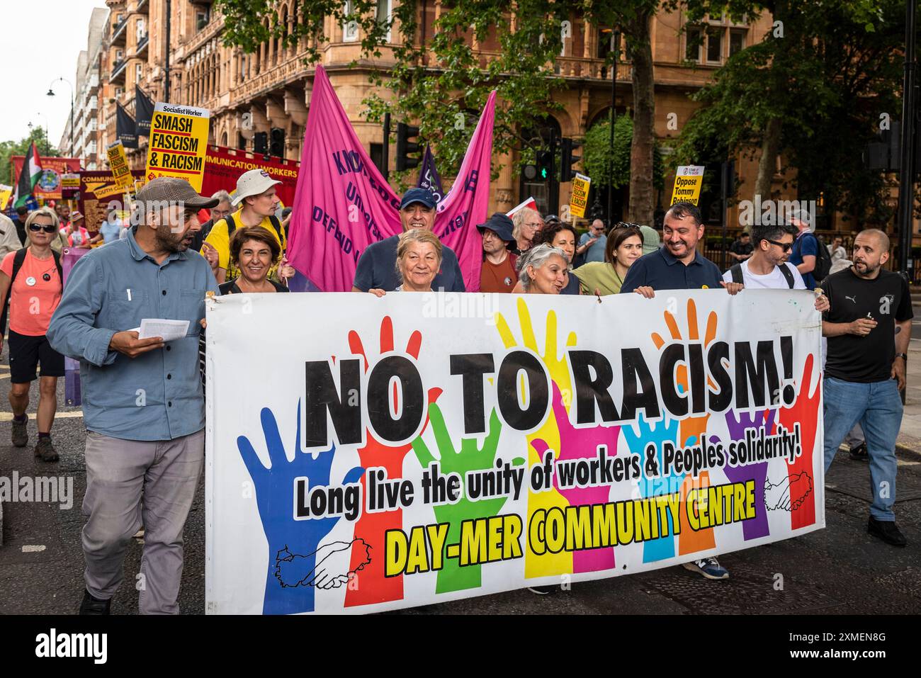 Stand Up To Racism demonstrators march in counter demonstration to ...