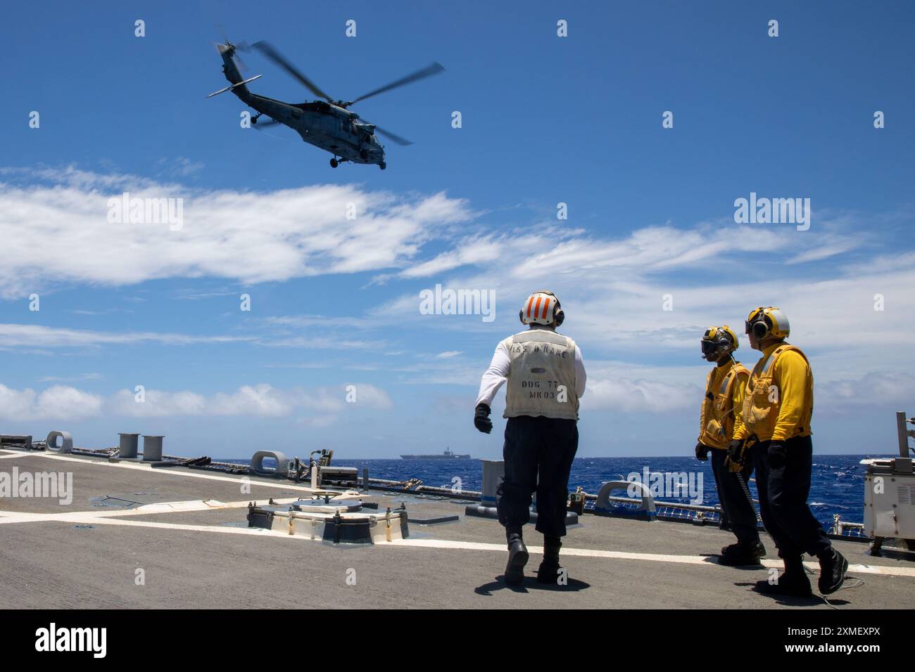 240725-N-FG645-1472 PACIFIC OCEAN (July 25, 2024) Sailors standby as an ...