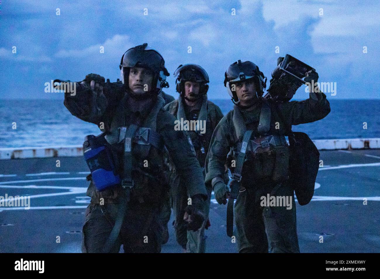 U.S. Marines with Marine Medium Tiltrotor Squadron 262 (Rein.), 31st ...