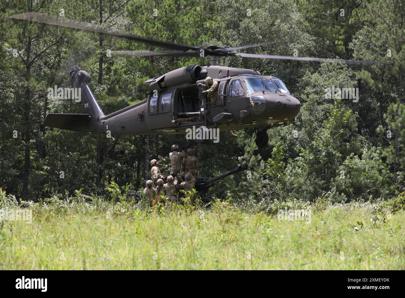 Florida Army National Guard (FLARNG) Soldiers with Alpha Battery, 2 ...