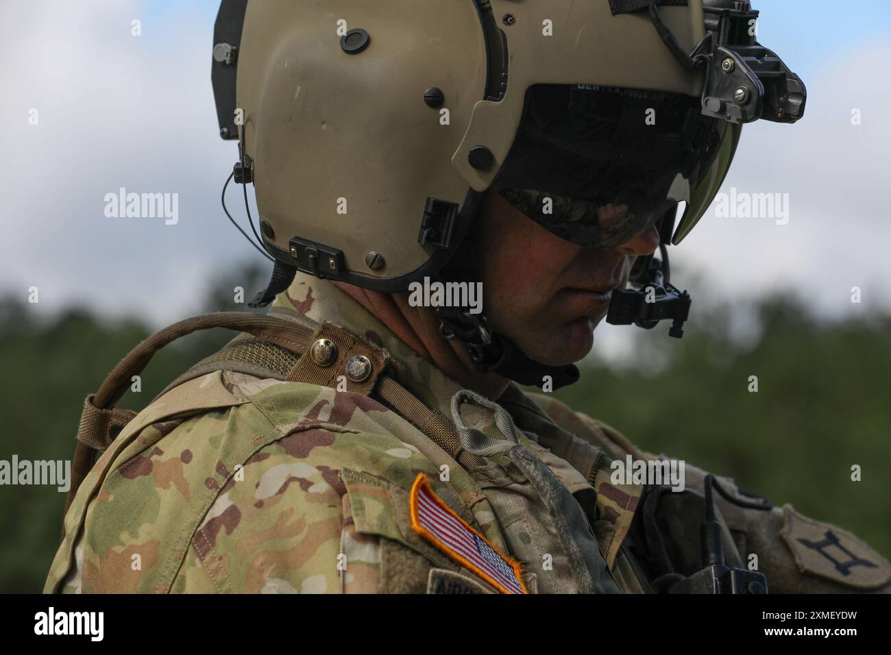 Florida Army National Guard (FLARNG) Sgt. Kenneth Germer, a UH-60 Black ...