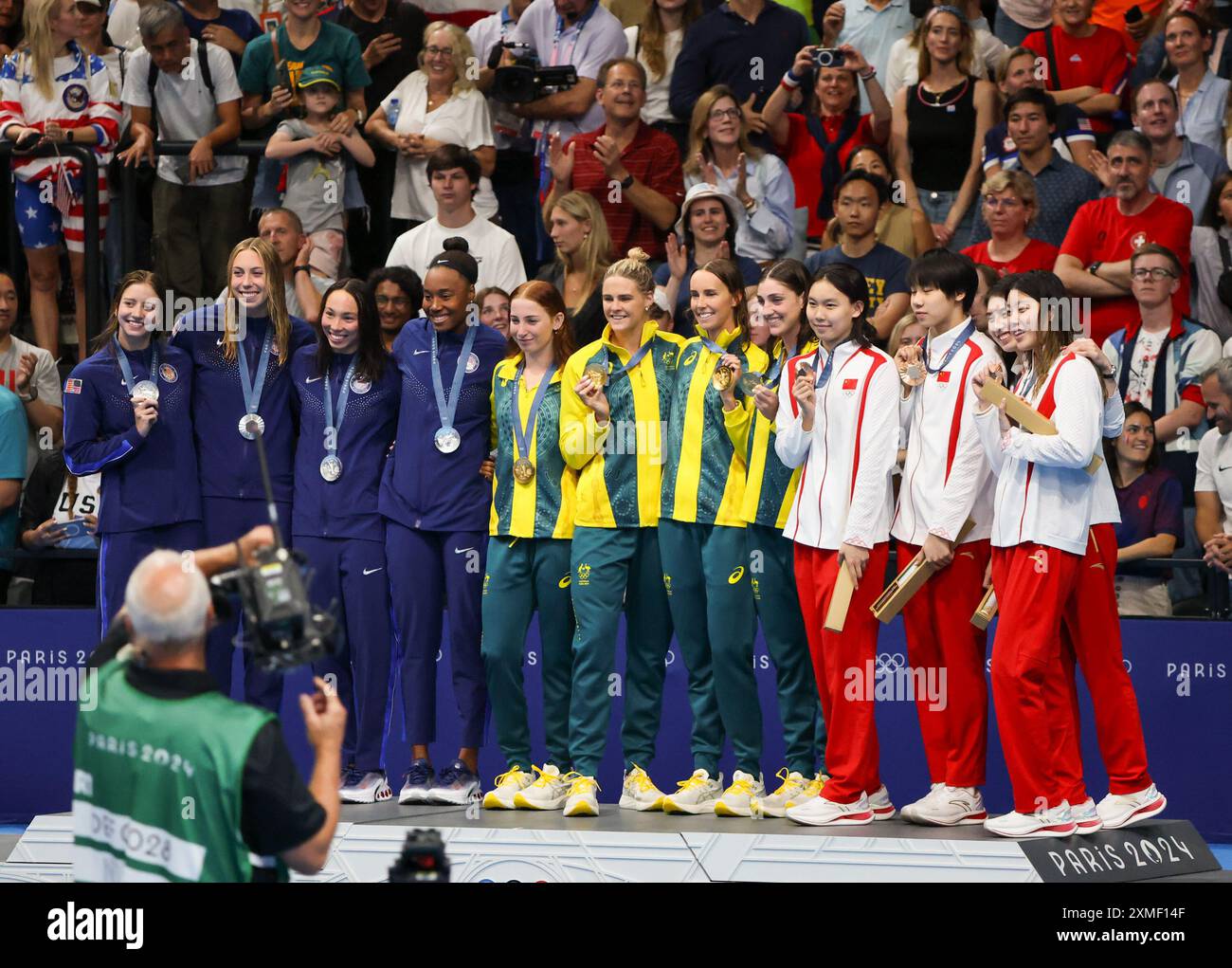 Paris, Ile de France, France. 27th July, 2024. USA, Australia and China in the women's 4 x 100 ...