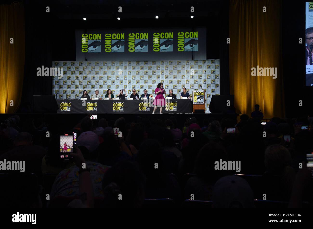 Kara Vallow, from left, Mike Henry, Jennifer Tilly, Seth Green, Richard ...